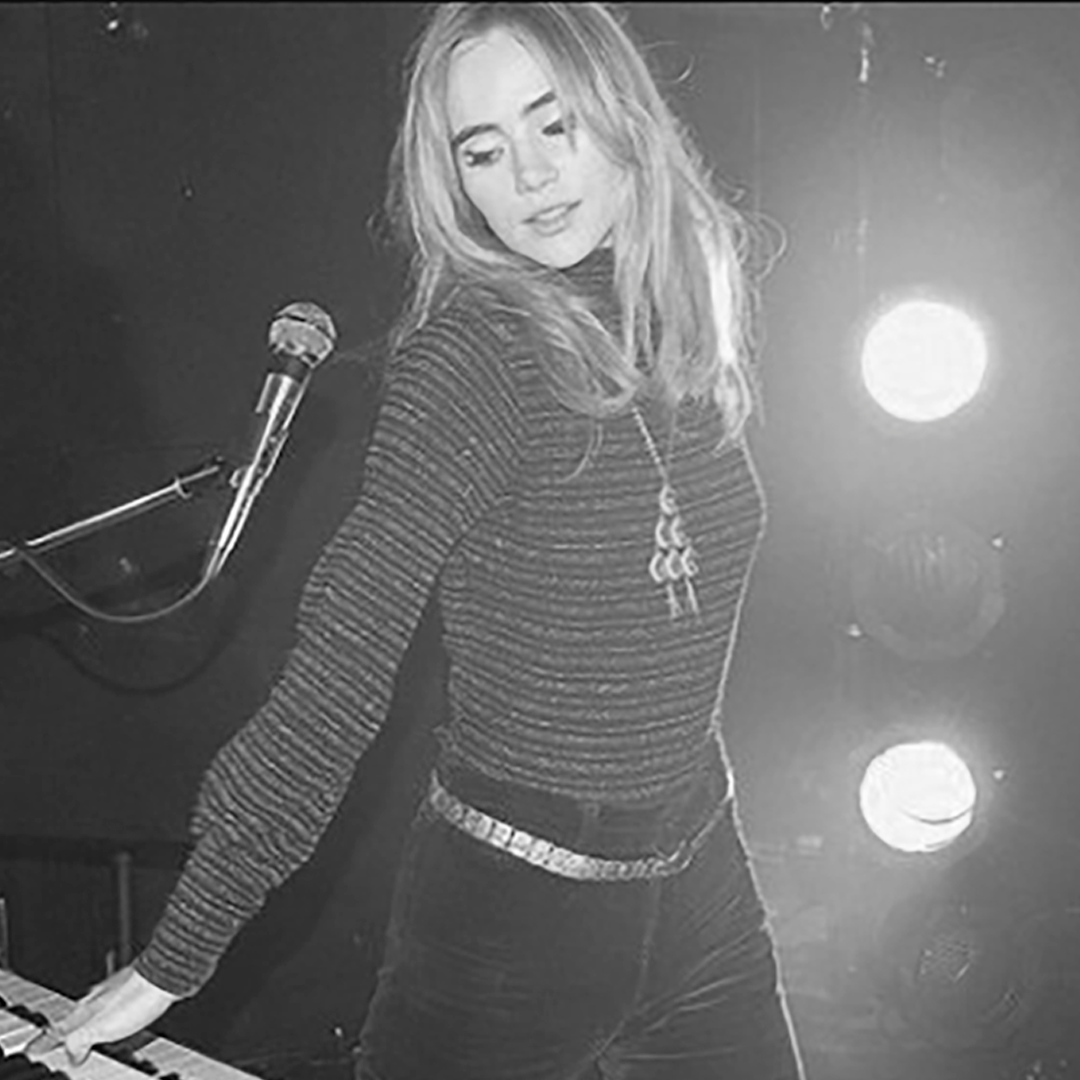 The Daisy Jones beauty trend everyone’s talking about - Second subject ...